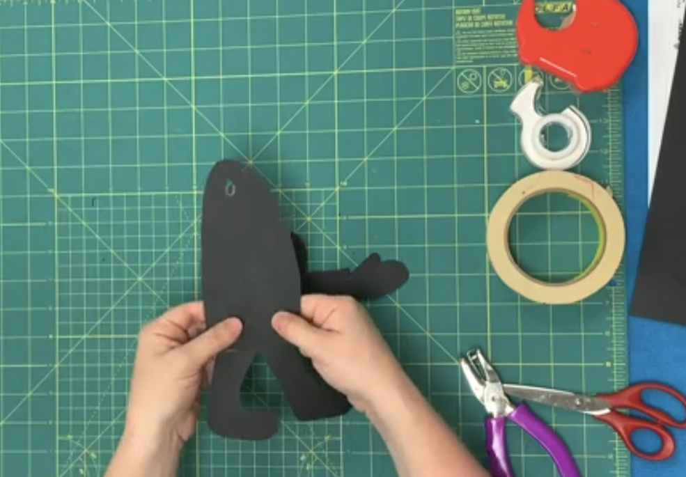 DIY: Make a Colorful Shadow Puppet - Michelee Puppets